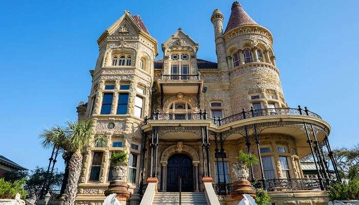 Castles In Texas: 6 Mind Blowing Pieces Of History In Texas!