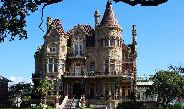 6 Best Castles In Houston For Your Next Thrilling Holiday
