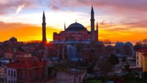Turkey In October: A Handy Guide To Witness This Magical Land!